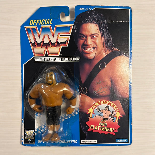 Fatu the Headshrinker Series 10 WWF Hasbro – retrofigure